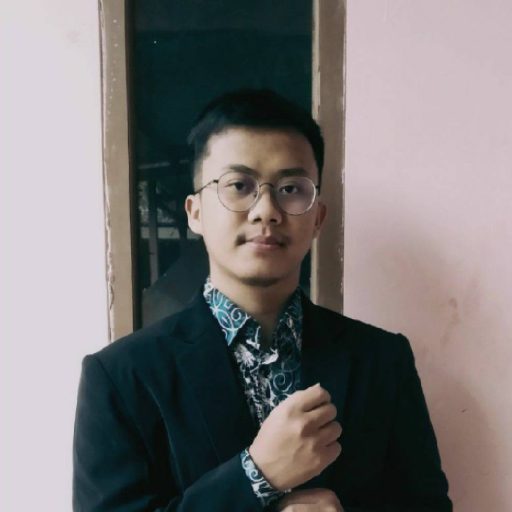 M. Fadillah Arsa, S.Kom., M.M., Pengarang di Kursus Digital